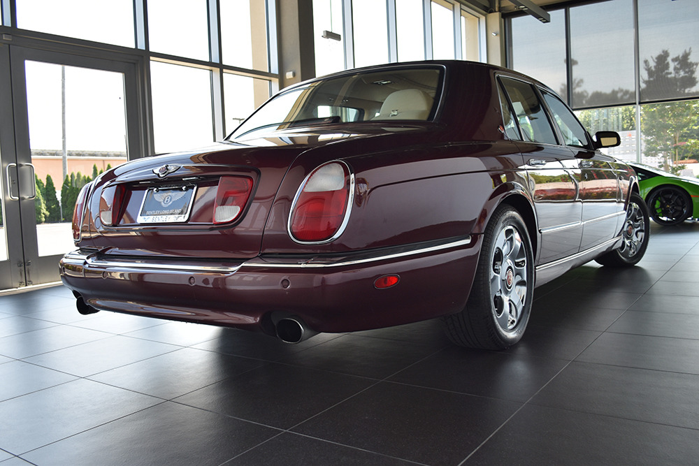 Bentley Rubino Red