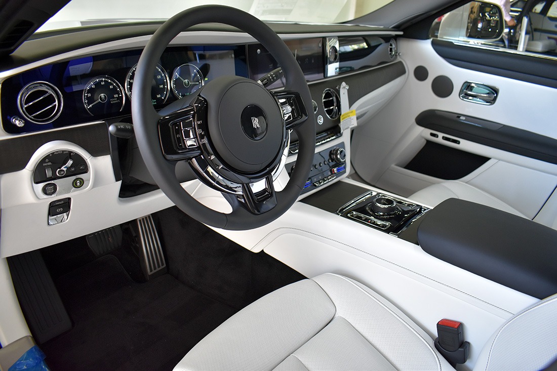 Rolls Royce Fantasma Branco Interior Novidades Automotivas: